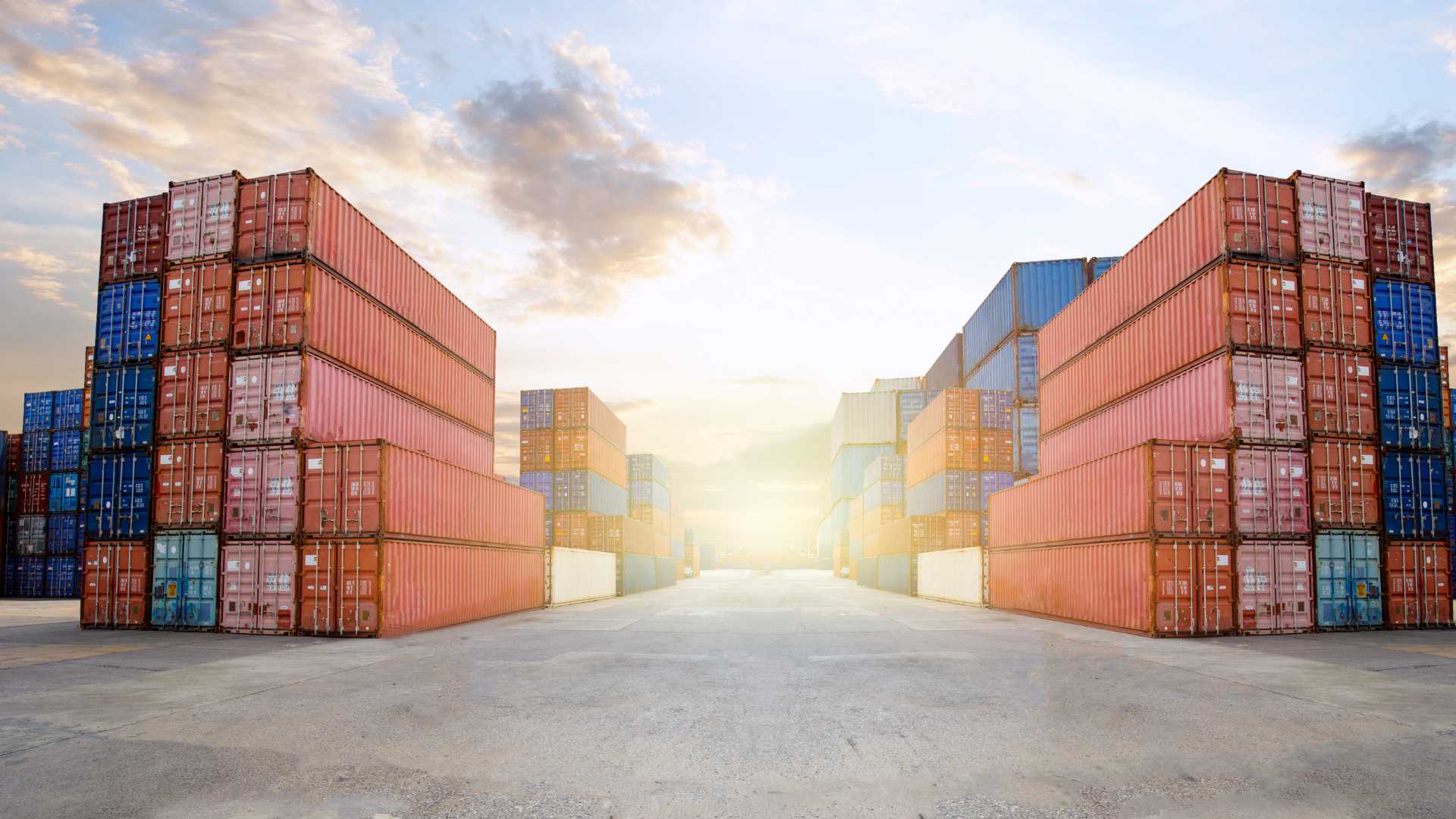 International Cargo Customs Clearance | Licensed Team of Experts